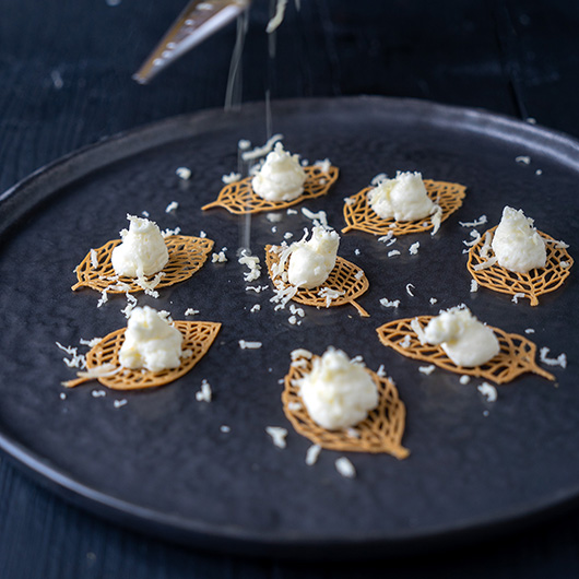 3 x kaashapje: kaaskoekje, -mousse en -rasp